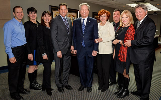 Vibrant hommage à ses fondateurs chez LAR - Affaires automobiles