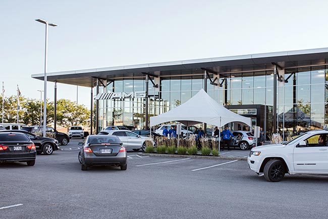 Mercedes-Benz Laval fête ses 30 ans - Affaires automobiles
